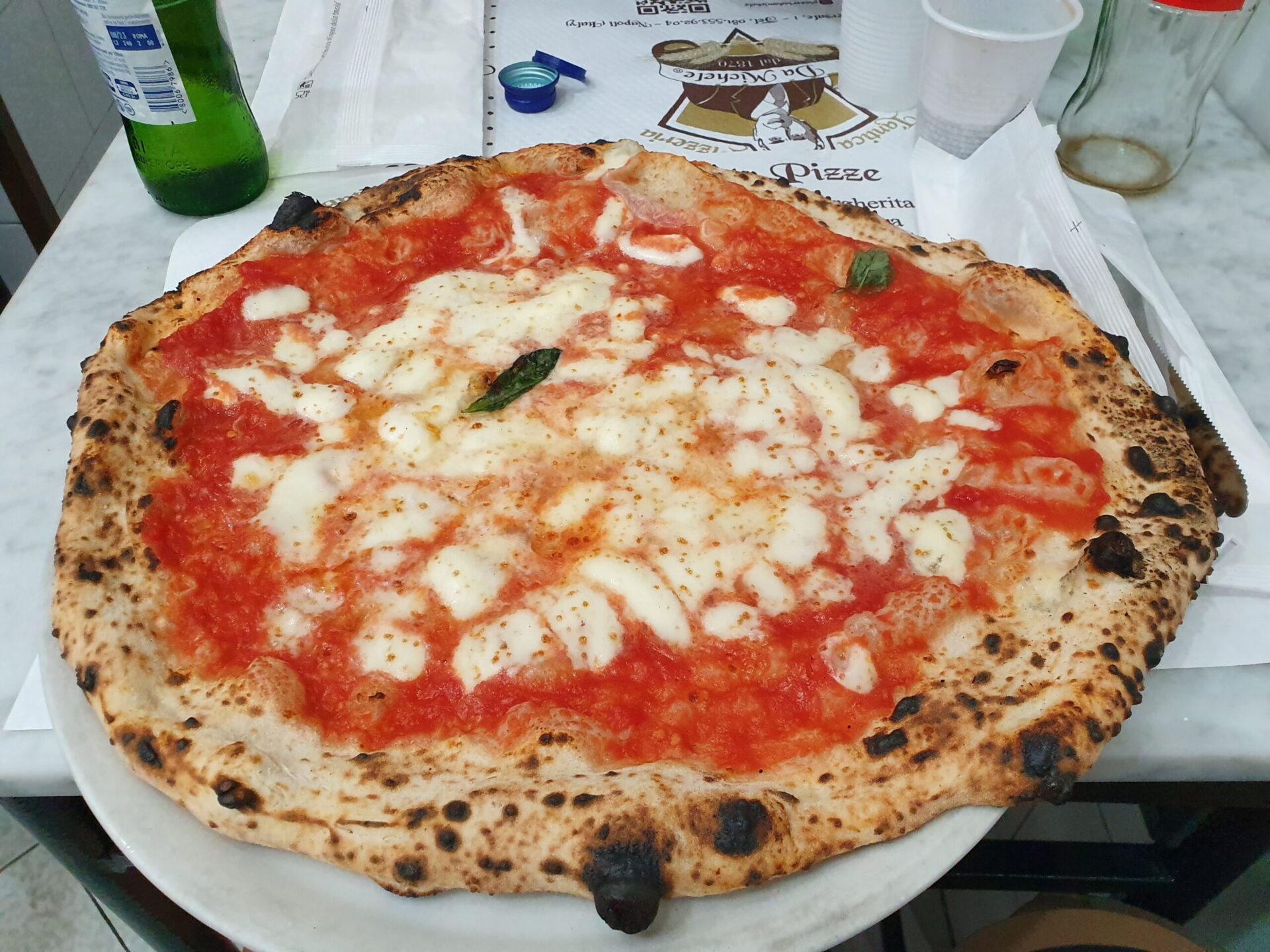 This is One of the Best Pizzeria in the World - Guide to enjoy it!
